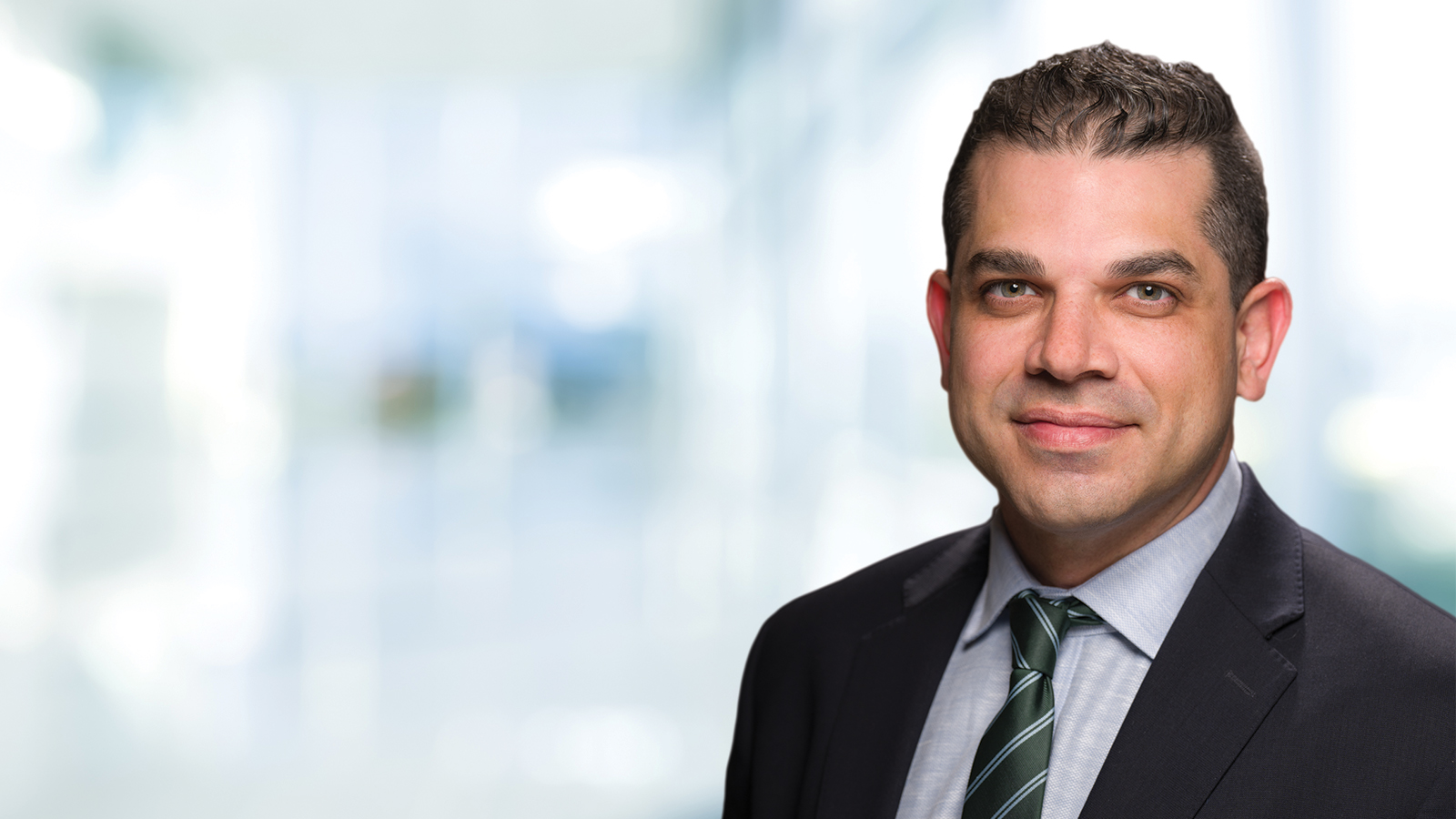 Dr. Eric Arias Named 5280 Top Doctor